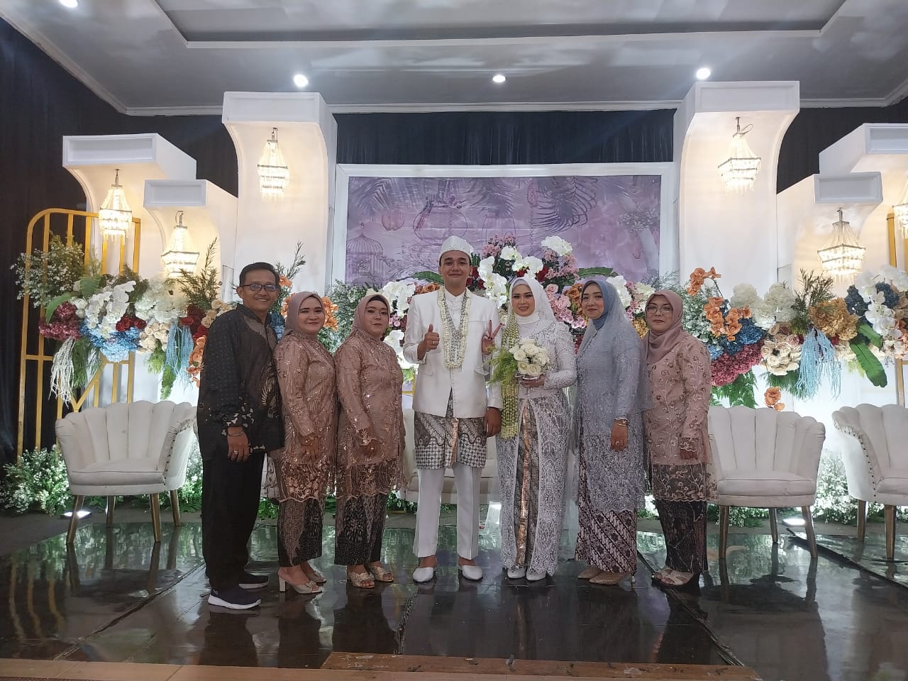 Resepsi Pernikahan Deria Saskia Fitriyani & Hardy Agustian Berlangsung ...